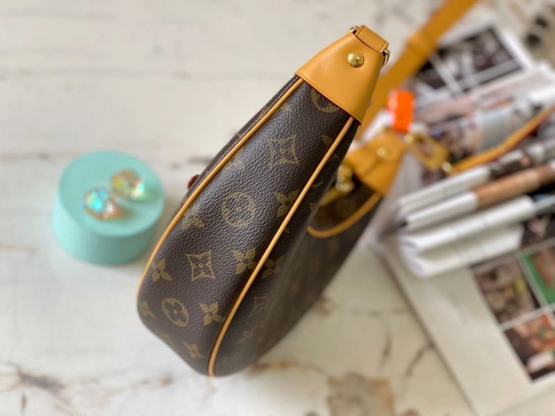 Cut-rate Louis Vuitton Hobo Bags