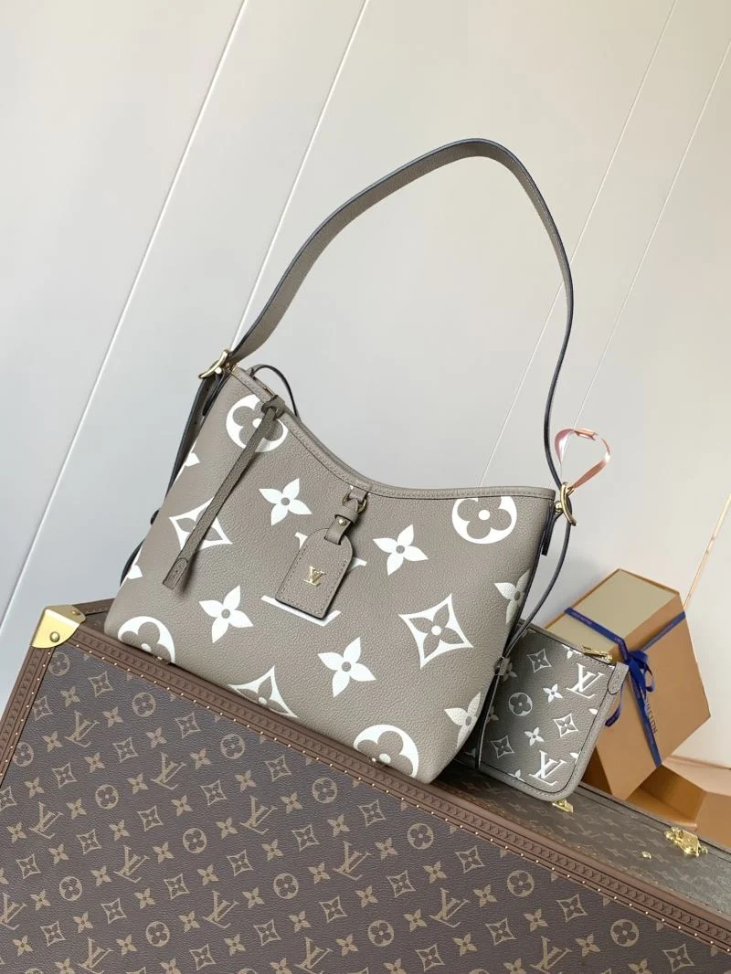 Louis Vuitton Hobo Bags