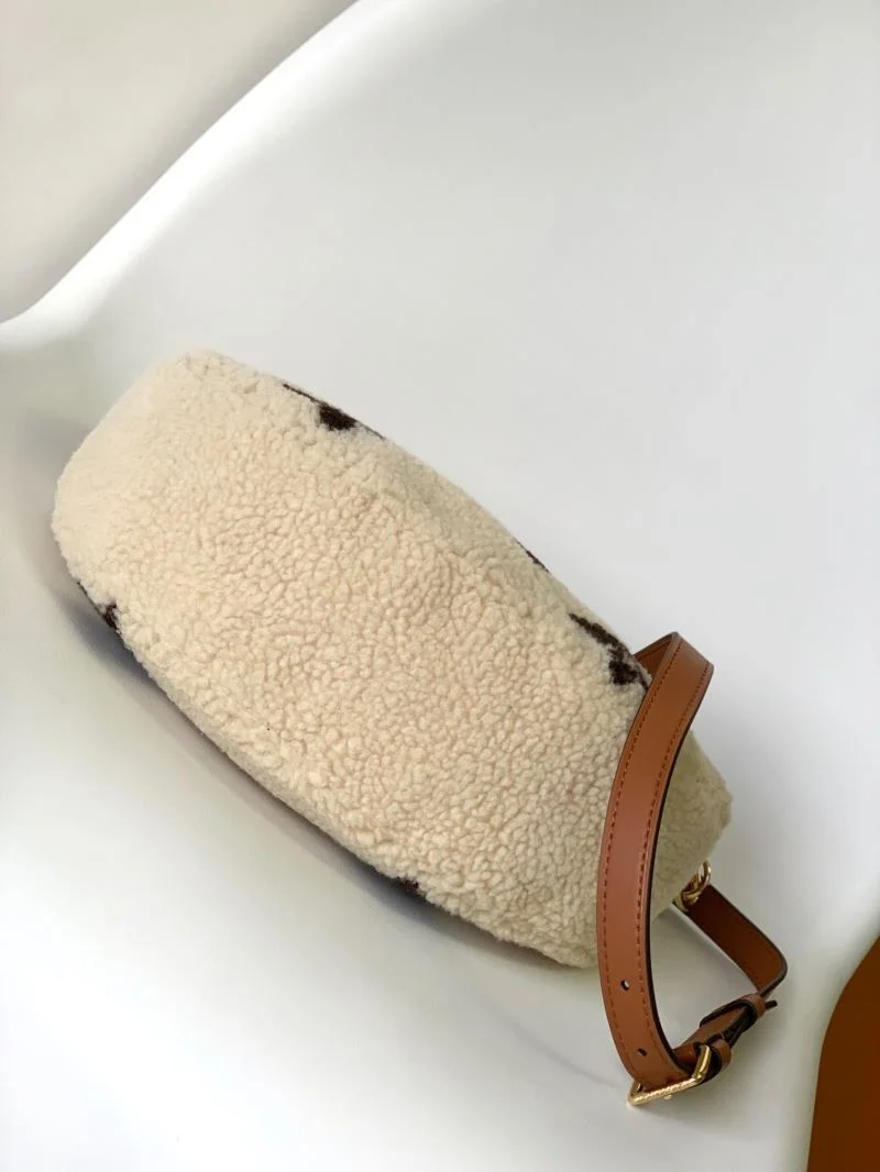 Affordable Louis Vuitton Hobo Bags