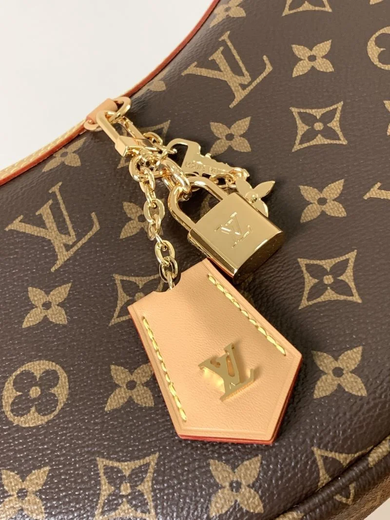 Low-cost Louis Vuitton Hobo Bags