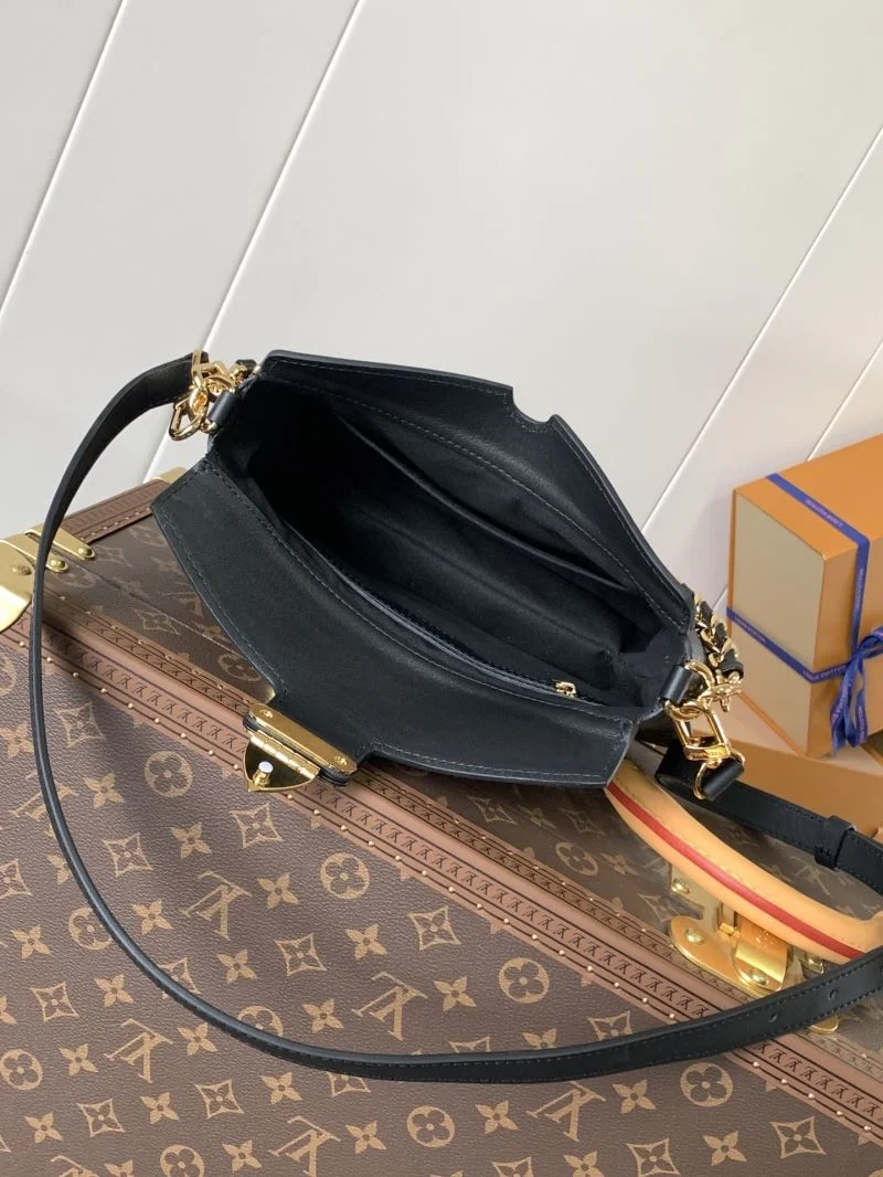 Bargain Louis Vuitton Hobo Bags