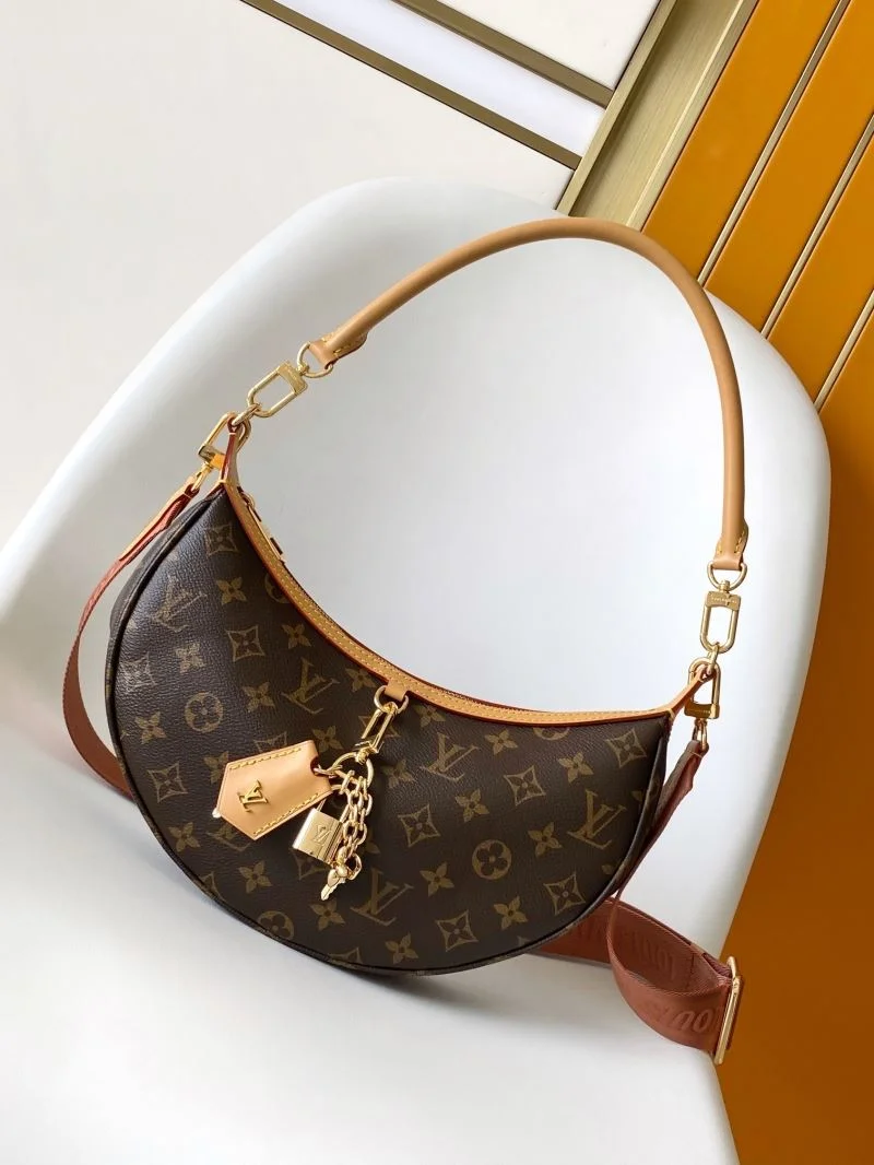 Louis Vuitton Hobo Bags