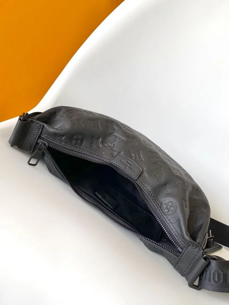 Top mirror Louis Vuitton Hobo Bags