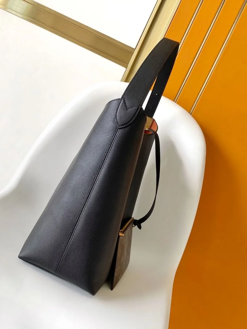 High fidelity Louis Vuitton Hobo Bags