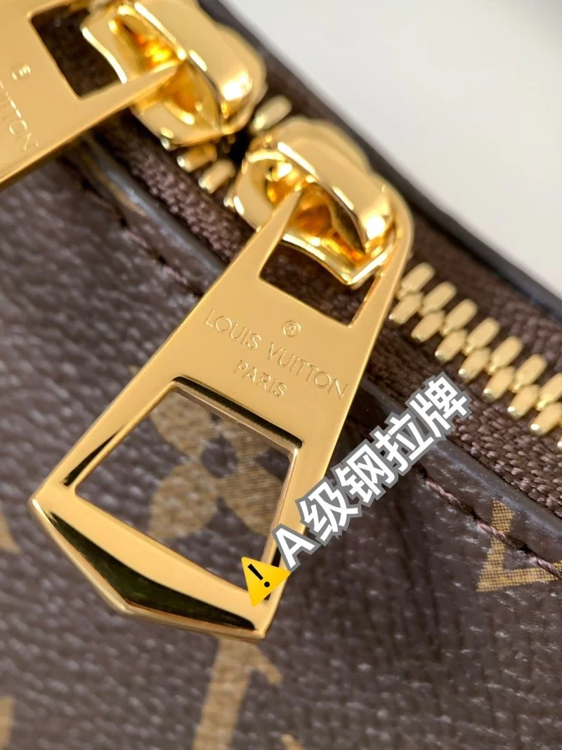1:1 copy Louis Vuitton Hobo Bags