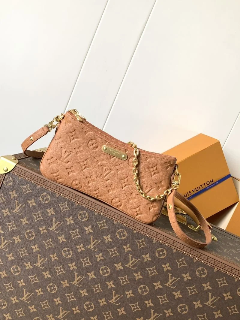 Louis Vuitton Hobo Bags