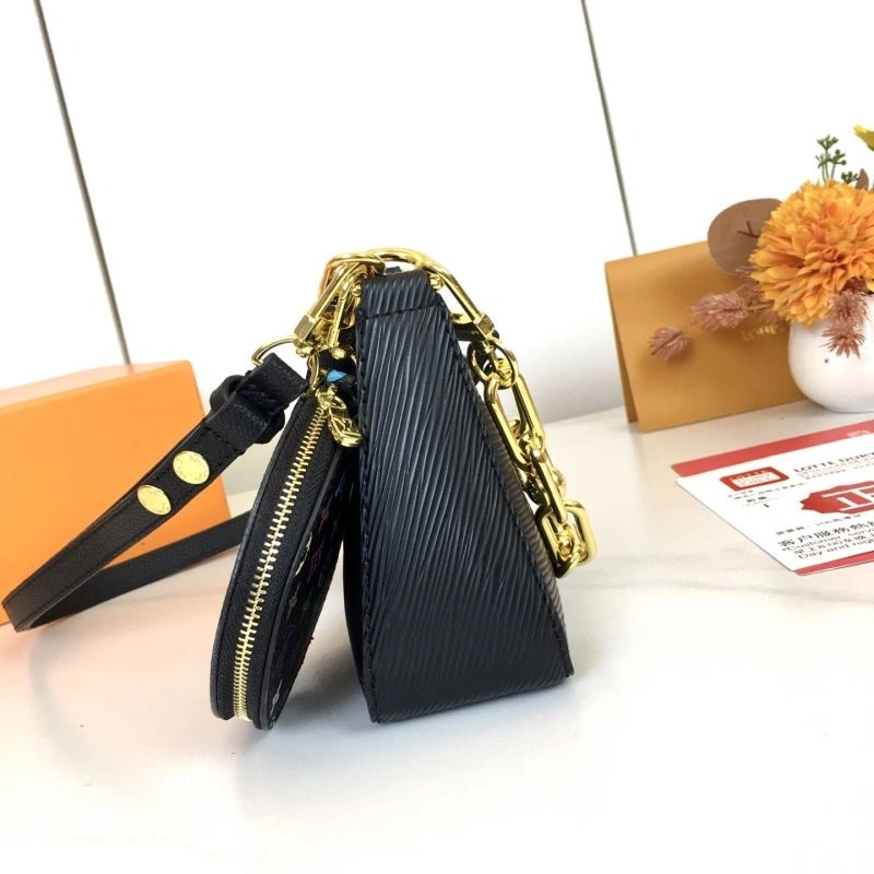 Top match Louis Vuitton Hobo Bags