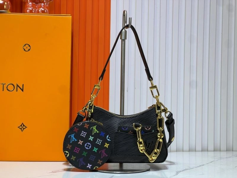 Louis Vuitton Hobo Bags