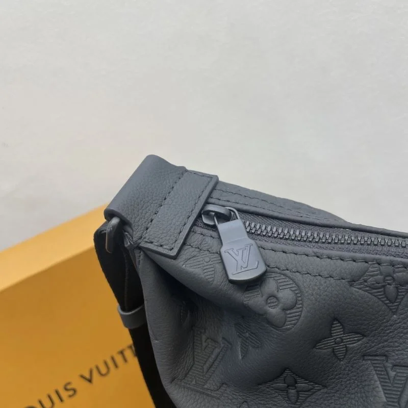 Accurate model Louis Vuitton Hobo Bags
