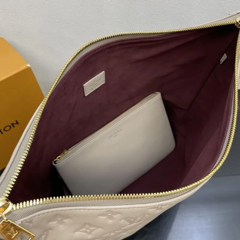 Accurate model Louis Vuitton Hobo Bags