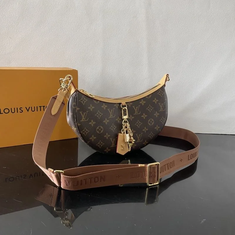 Top match Louis Vuitton Hobo Bags