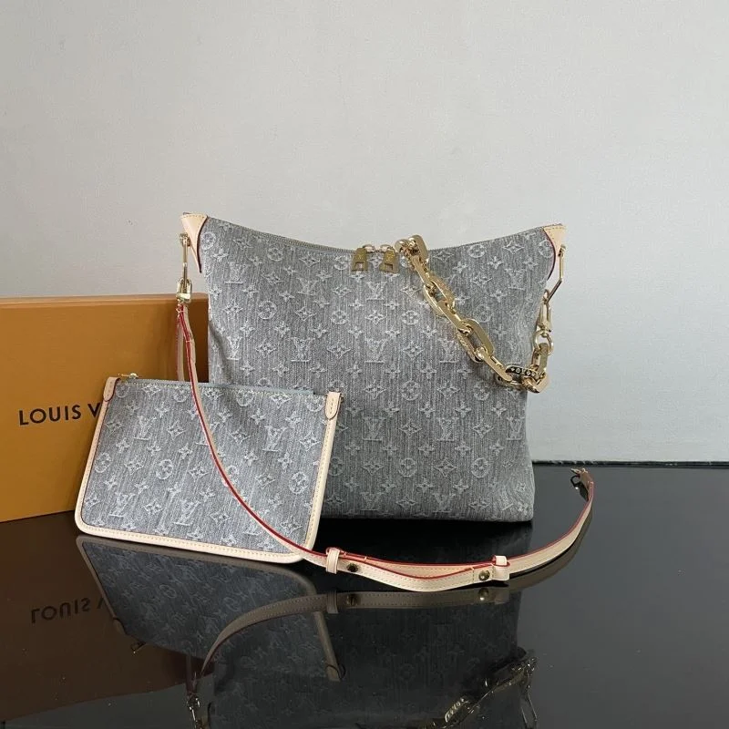 Louis Vuitton Hobo Bags