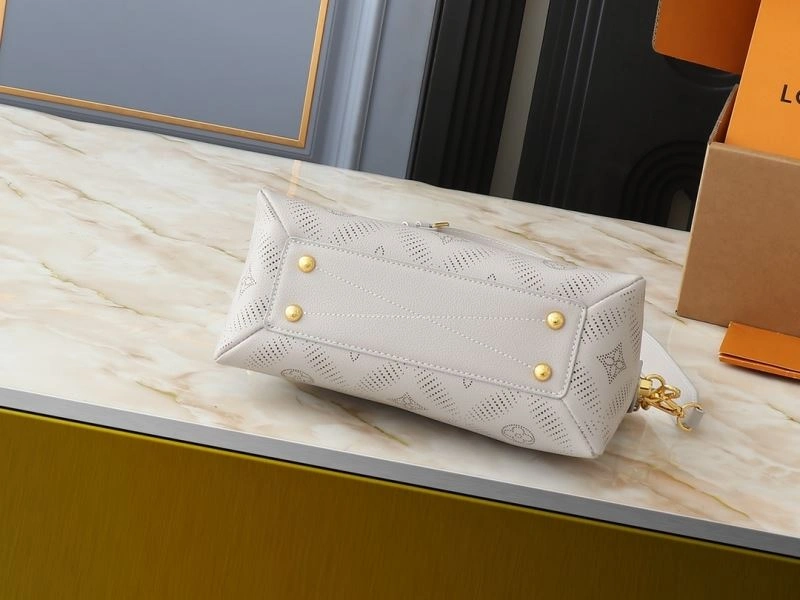 Top mirror Louis Vuitton Hobo Bags