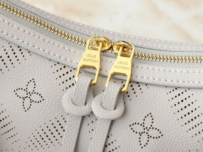 Top mirror Louis Vuitton Hobo Bags