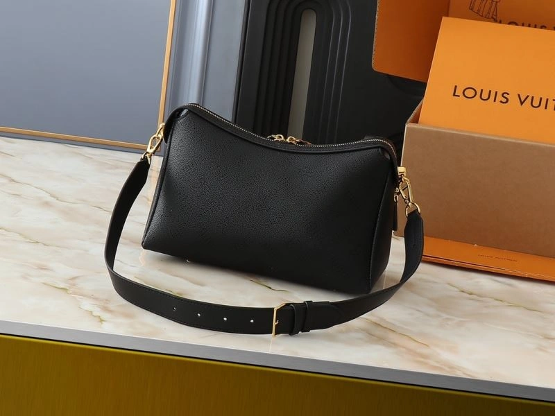 High fidelity Louis Vuitton Hobo Bags