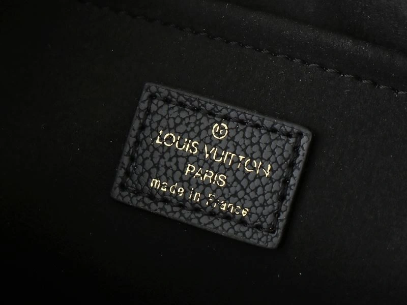 High fidelity Louis Vuitton Hobo Bags