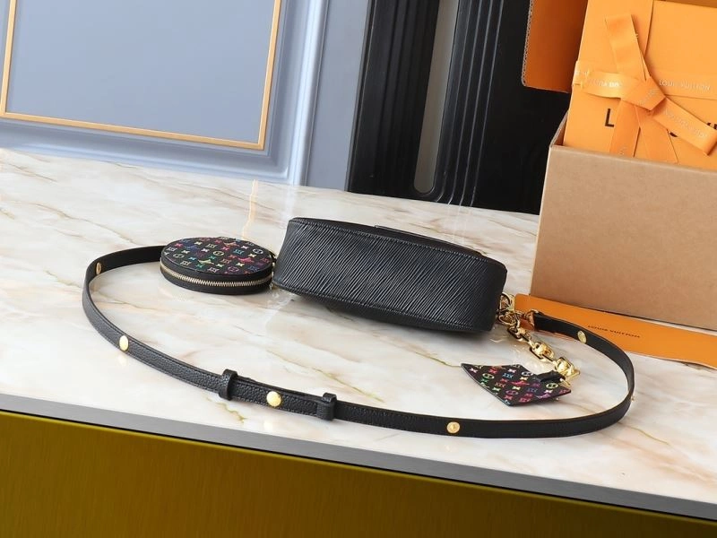 Official Louis Vuitton Hobo Bags