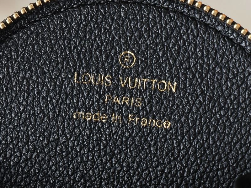 Official Louis Vuitton Hobo Bags