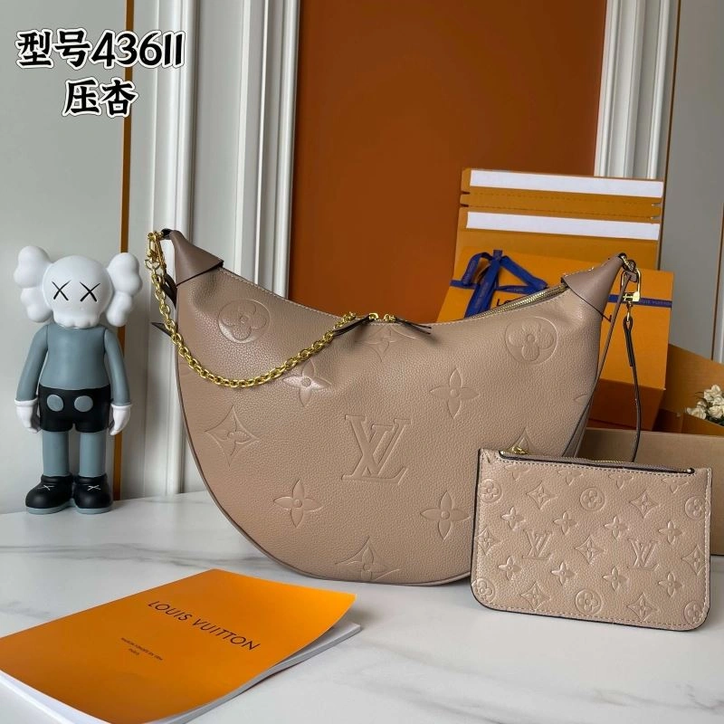 Louis Vuitton Hobo Bags