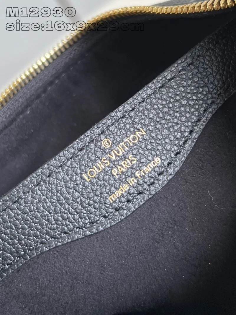Bargain Louis Vuitton Hobo Bags