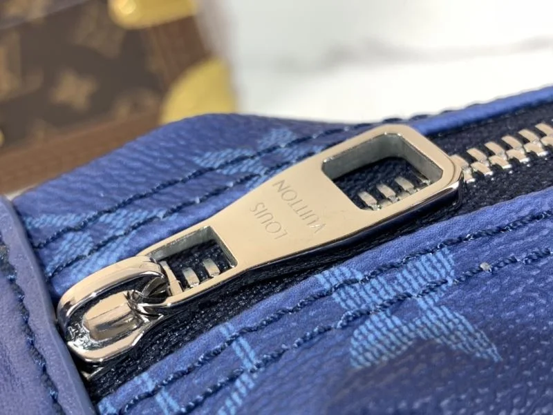 Value-priced Louis Vuitton Hobo Bags