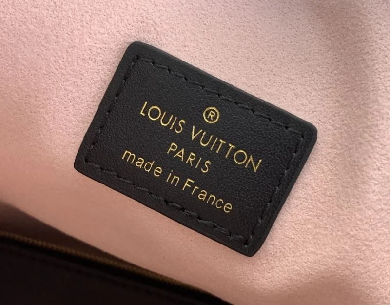 Low-cost Louis Vuitton Hobo Bags