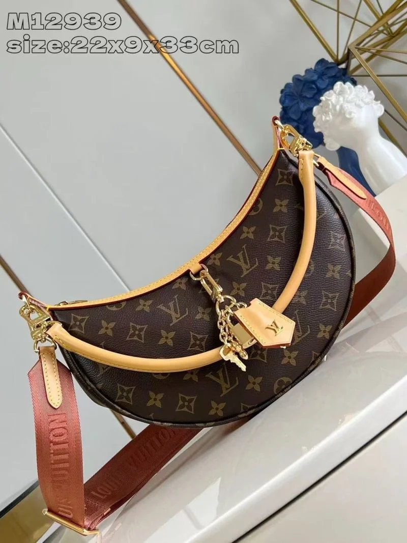 Louis Vuitton Hobo Bags