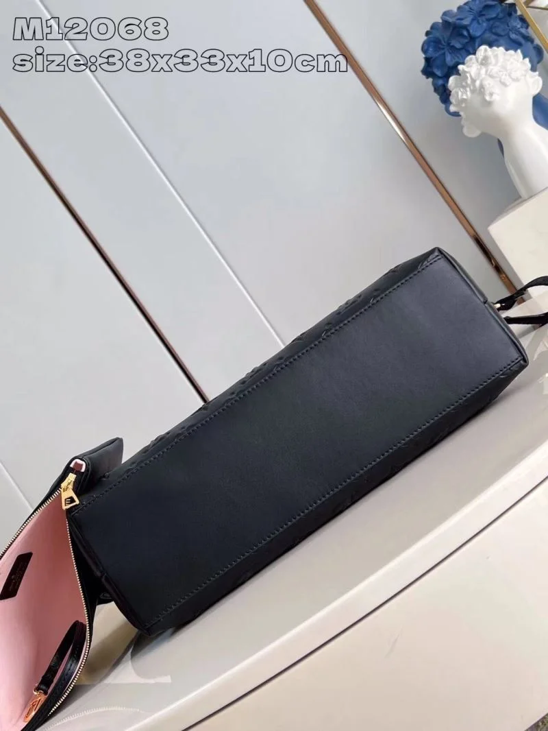 Precise copy Louis Vuitton Hobo Bags