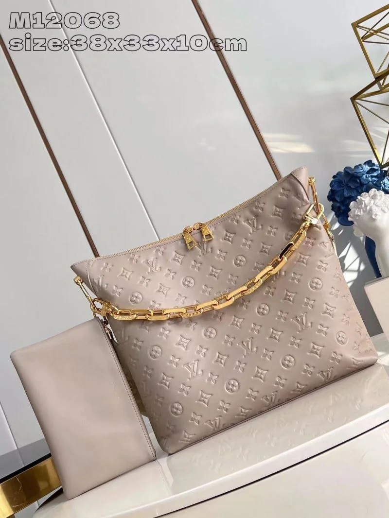 Louis Vuitton Hobo Bags