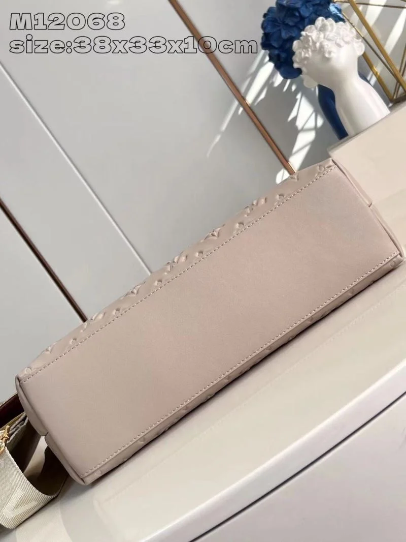 High accuracy Louis Vuitton Hobo Bags