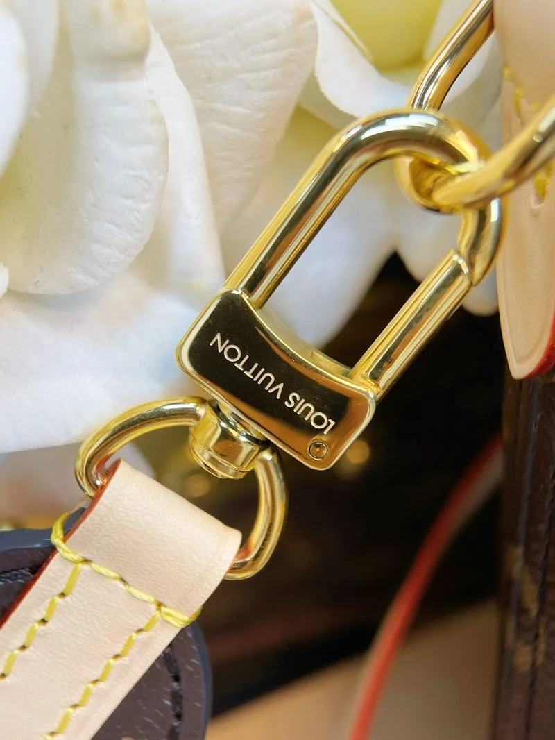 Precise copy Louis Vuitton Hobo Bags