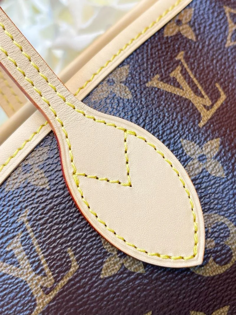 Precise copy Louis Vuitton Hobo Bags