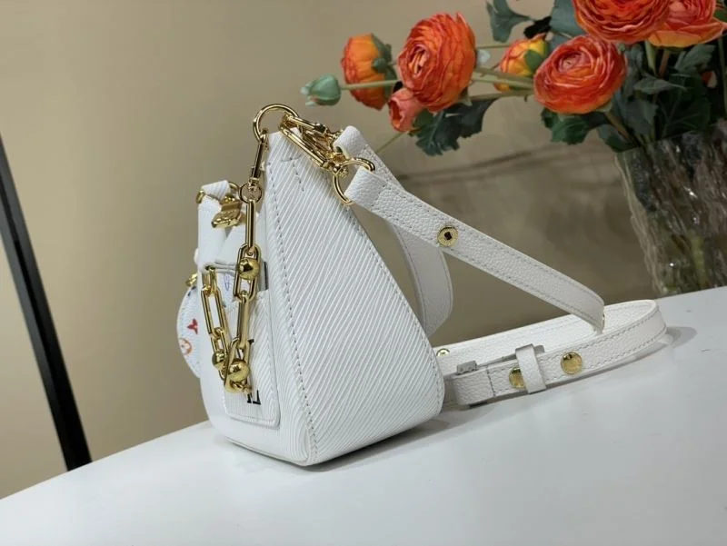 Accurate model Louis Vuitton Hobo Bags