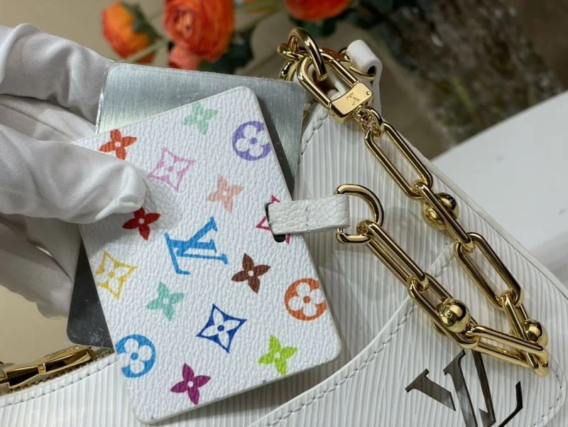 Accurate model Louis Vuitton Hobo Bags