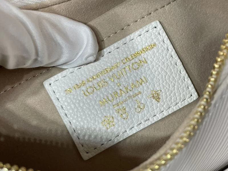 Accurate model Louis Vuitton Hobo Bags