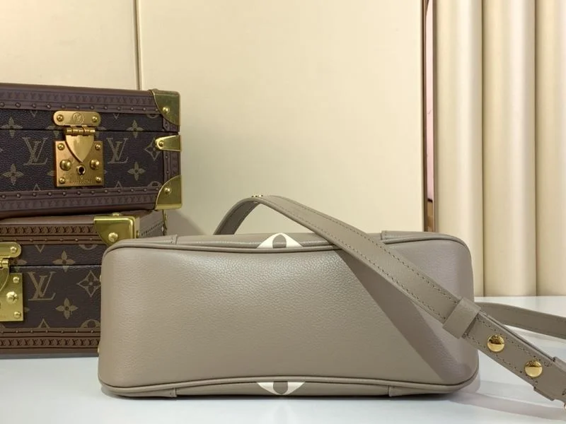 Exact replica Louis Vuitton Hobo Bags