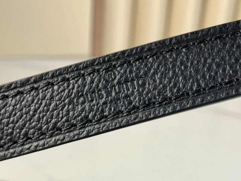 Indistinguishable Louis Vuitton Hobo Bags