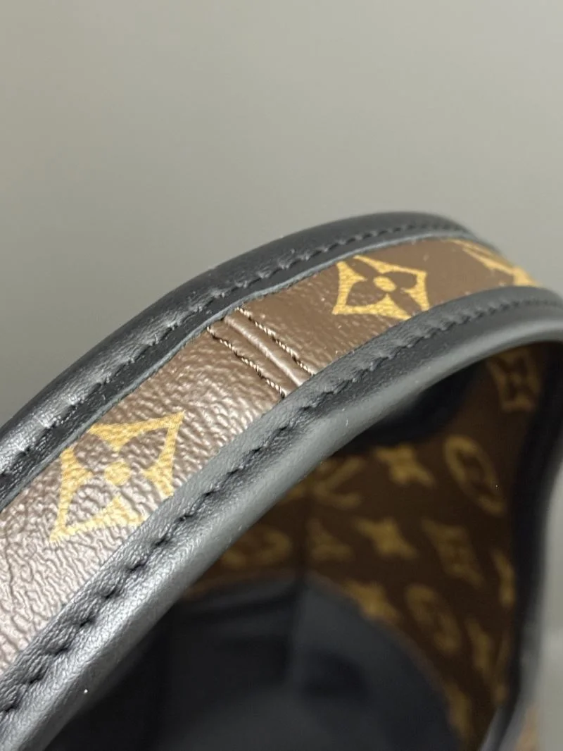 Cut-rate Louis Vuitton Hobo Bags