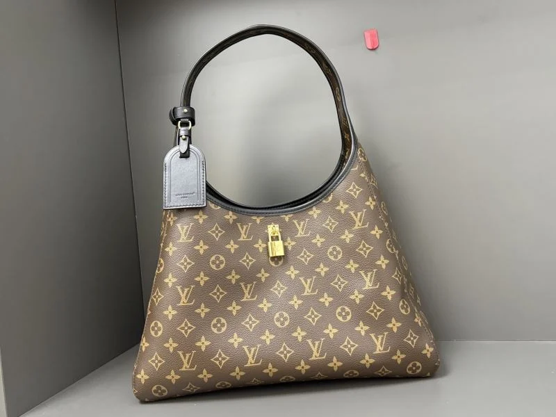 Louis Vuitton Hobo Bags