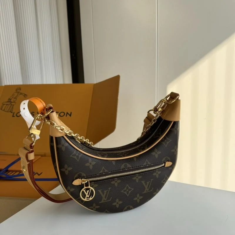 Louis Vuitton Hobo Bags