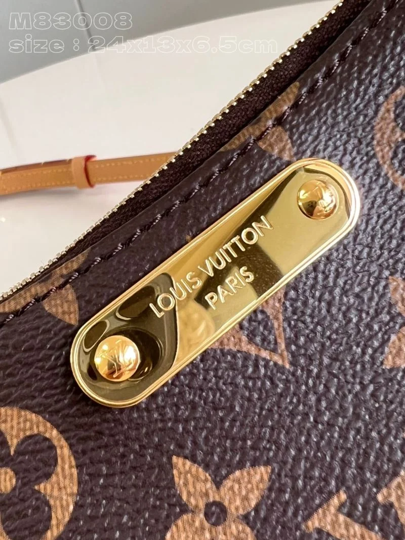 Bargain Louis Vuitton Hobo Bags