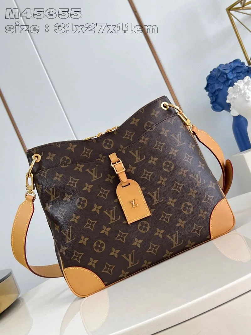 Louis Vuitton Hobo Bags