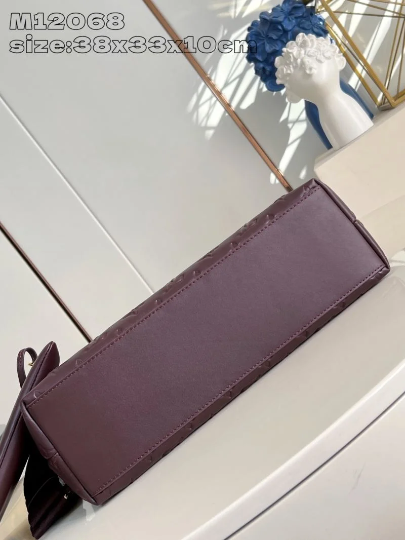 Budget-friendly Louis Vuitton Hobo Bags
