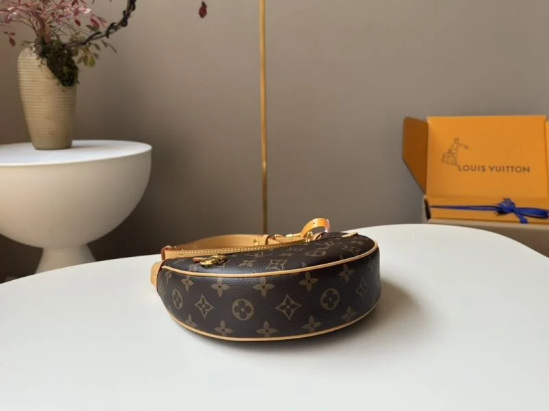 Exact replica Louis Vuitton Hobo Bags