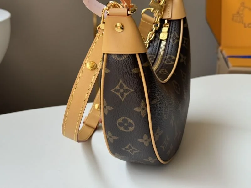Exact replica Louis Vuitton Hobo Bags