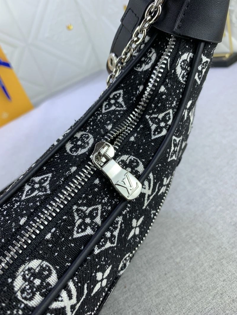 Top match Louis Vuitton Hobo Bags