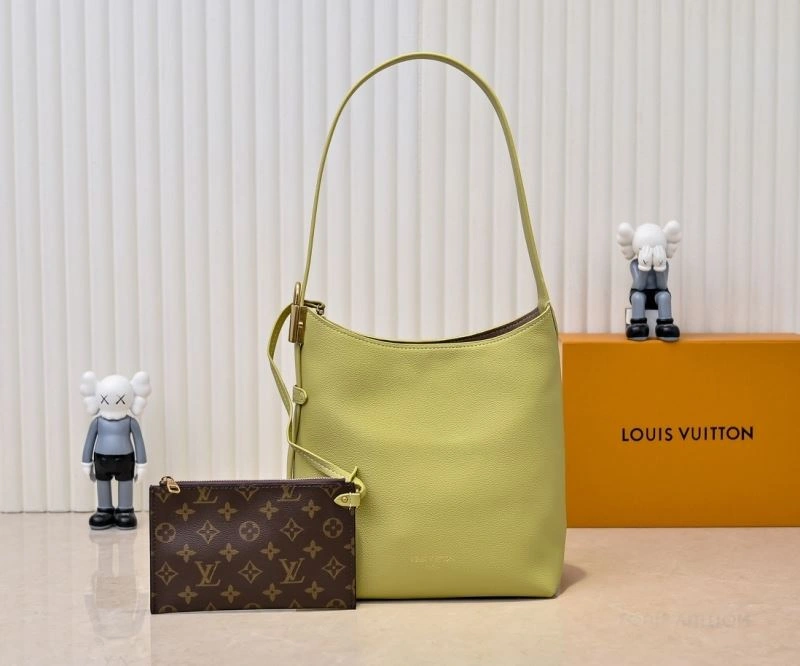 Louis Vuitton Hobo Bags