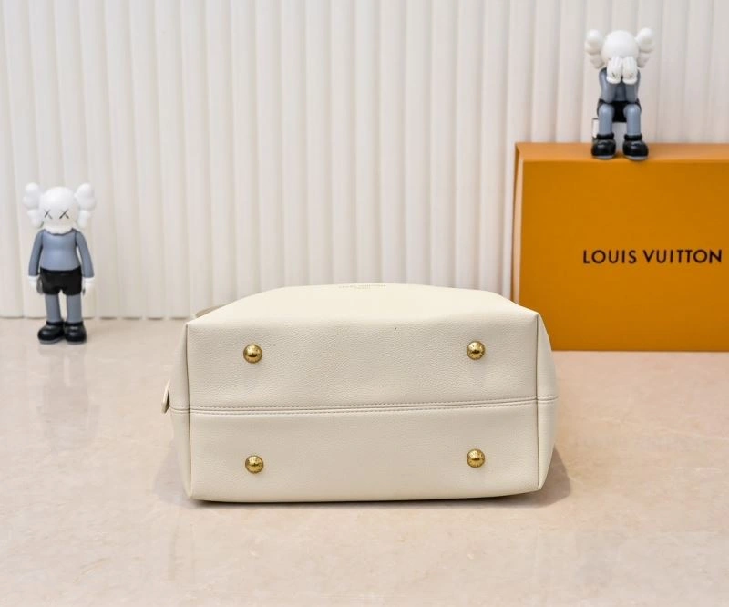 Exact replica Louis Vuitton Hobo Bags