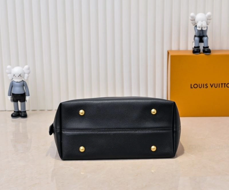 Top mirror Louis Vuitton Hobo Bags