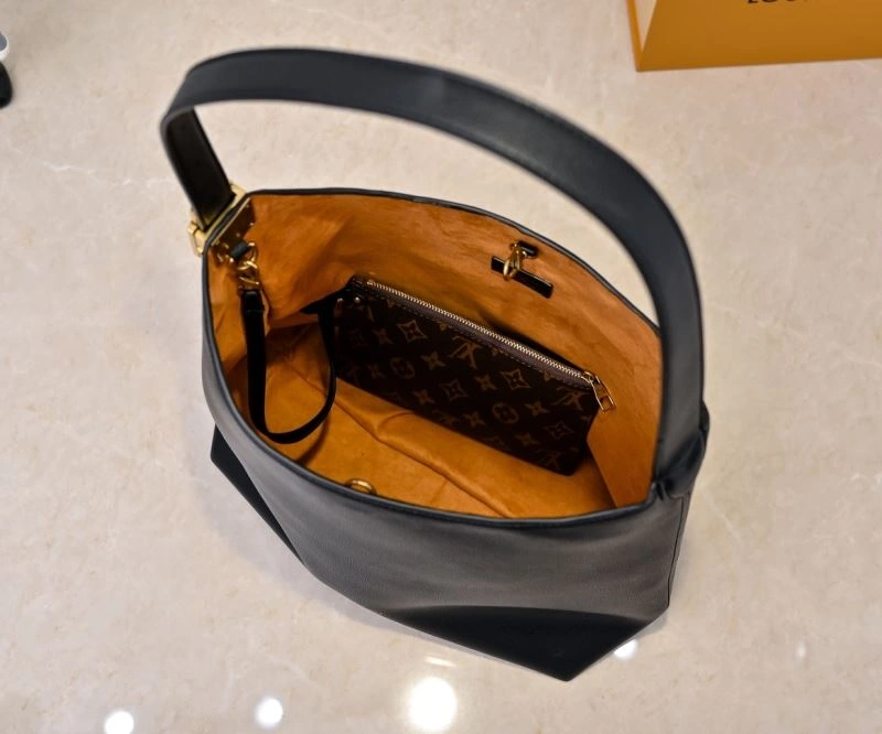 Top mirror Louis Vuitton Hobo Bags